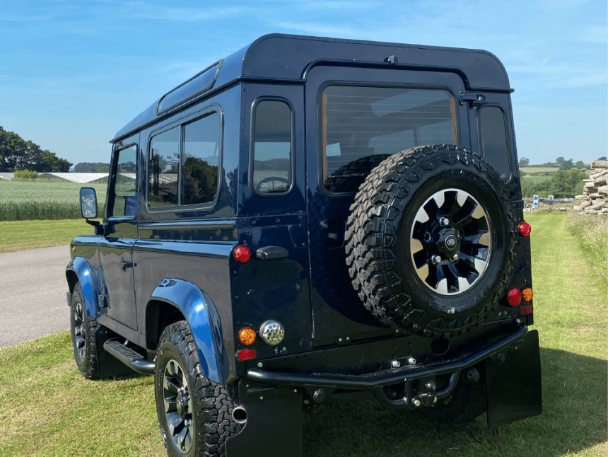 Mojo Vehicles - VW Transporter Specialists